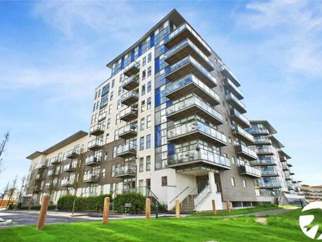 2 Bedroom Apartment Greenhithe Kent 98765941