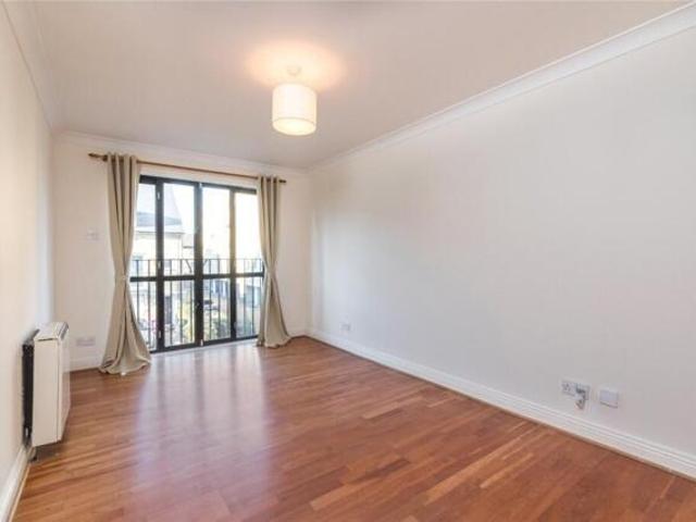 2 Bedroom Apartment Greenwich Greater London LS101025534