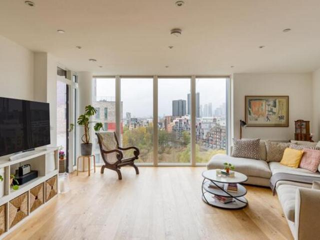 2 Bedroom Apartment Greenwich Greater London LS101677898