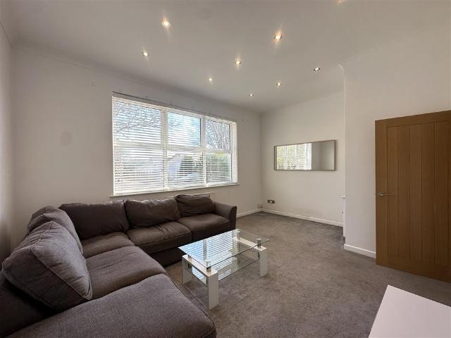 2 Bedroom Apartment Ground Floor