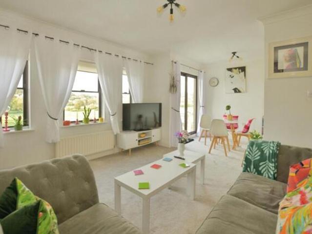 2 Bedroom Apartment Hythe Kent LS100953592