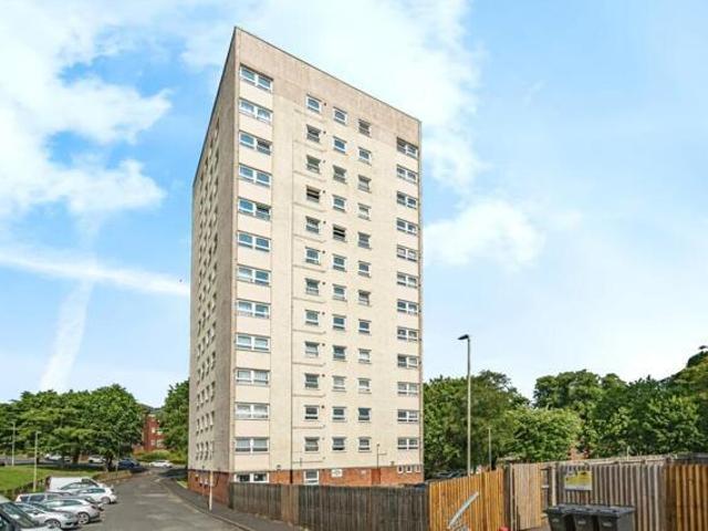 2 Bedroom Apartment Halesowen Dudley 100987956