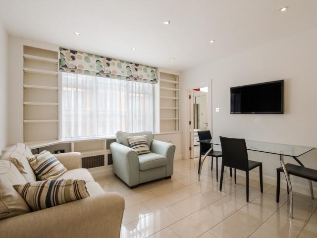 2 Bedroom Apartment, Hallam Court, Hallam Street, W1W, London 64699