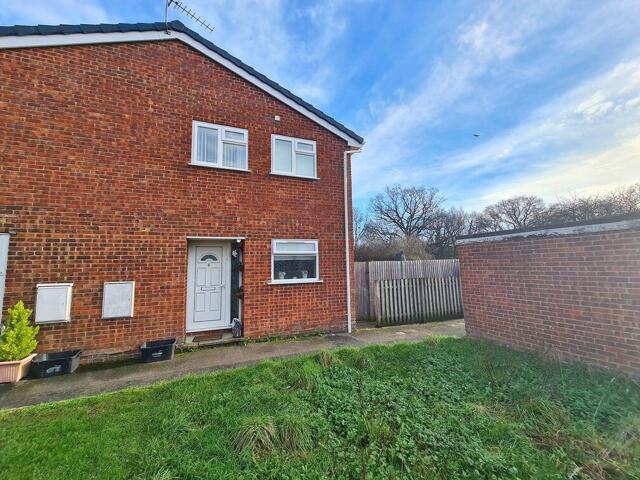 2 Bedroom Apartment Hampshire Hampshire 99688269