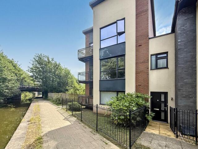 2 Bedroom Apartment Hanley Stoke on Trent LS100058052
