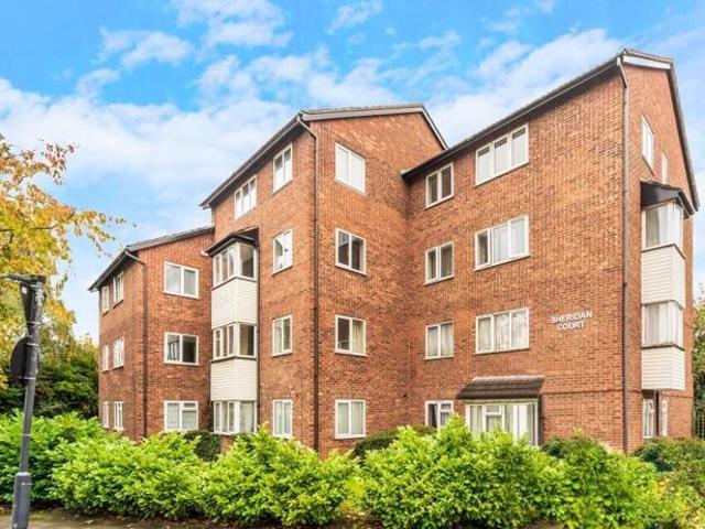 2 Bedroom Apartment Harrow Great London LS99236886