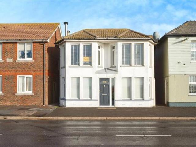 2 Bedroom Apartment Hayling Island Hampshire 99926081
