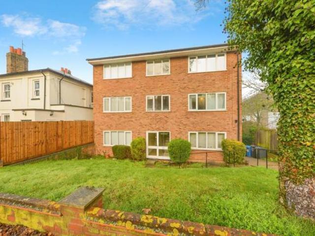2 Bedroom Apartment Hertford Hertfordshire 99523943