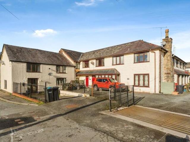 2 Bedroom Apartment Holywell Flintshire 98278111