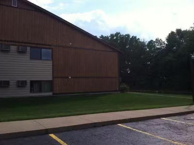 2 Bedroom Apartment Home Ridgeview Apartments