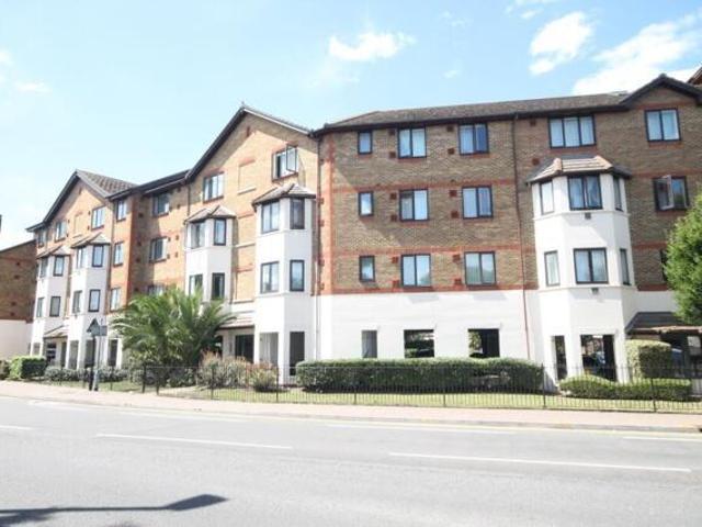 2 Bedroom Apartment Hounslow Greater London LS99688423