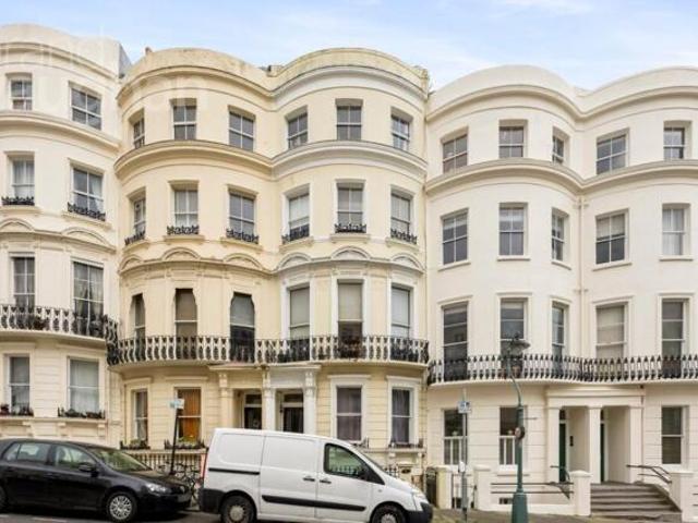 2 Bedroom Apartment Hove Brighton And Hove 100191965