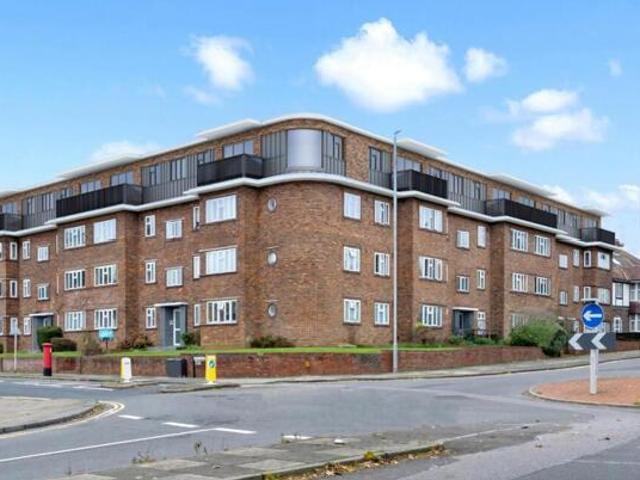 2 Bedroom Apartment Hove Brighton And Hove 101231616