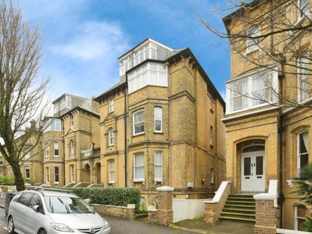 2 Bedroom Apartment Hove Brighton And Hove 99895110