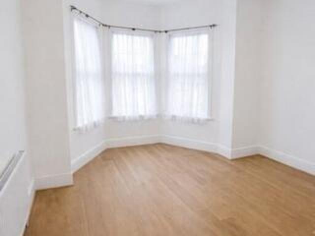 2 Bedroom Apartment Ilford Great London LS100844661