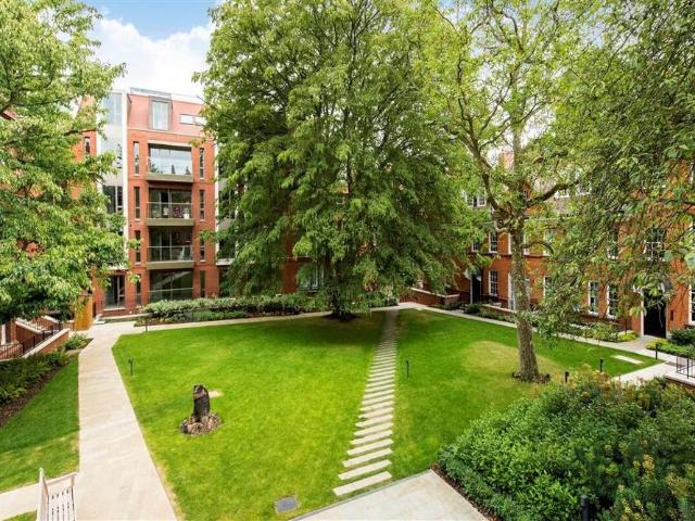 2 bedroom apartment is available to rent in Hampstead, NW3