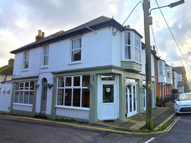 2 Bedroom Apartment Isle Of Wight Isle Of Wight 101100079