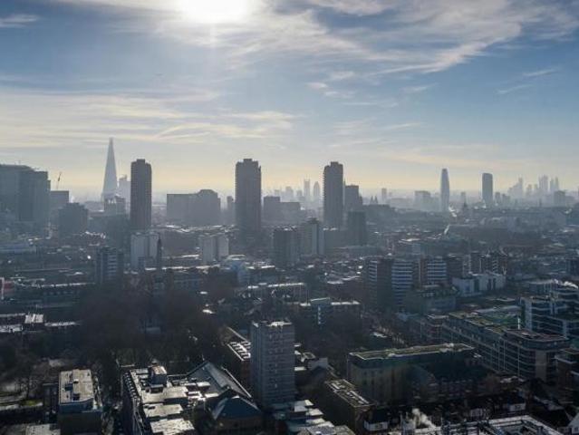 2 Bedroom Apartment Islington London LS96265590