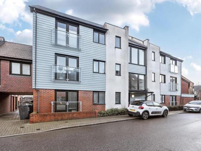 2 Bedroom Apartment Kent Kent LS101025391