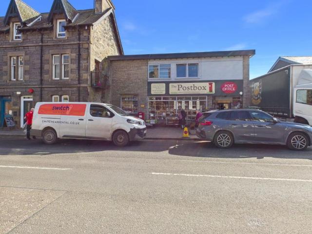 2 Bedroom Apartment Kingussie Kingussie 100631857