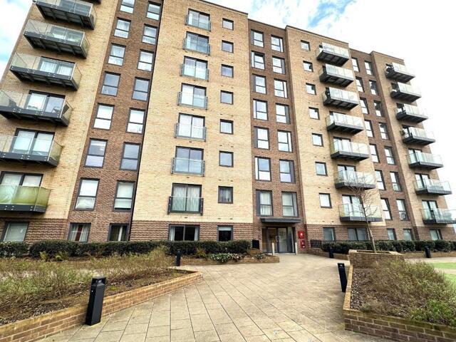 2 Bedroom Apartment Luton Luton 100456371