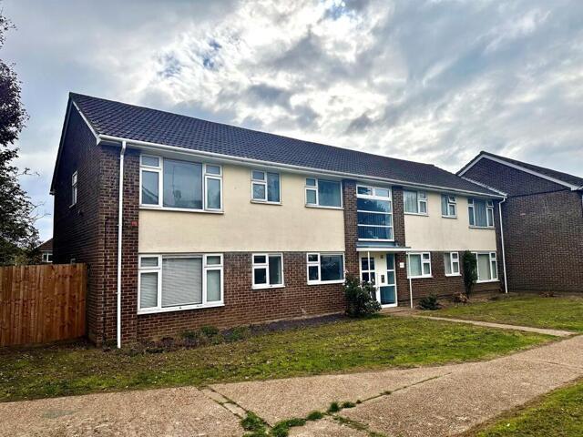 2 Bedroom Apartment Lancing West Sussex 100456483