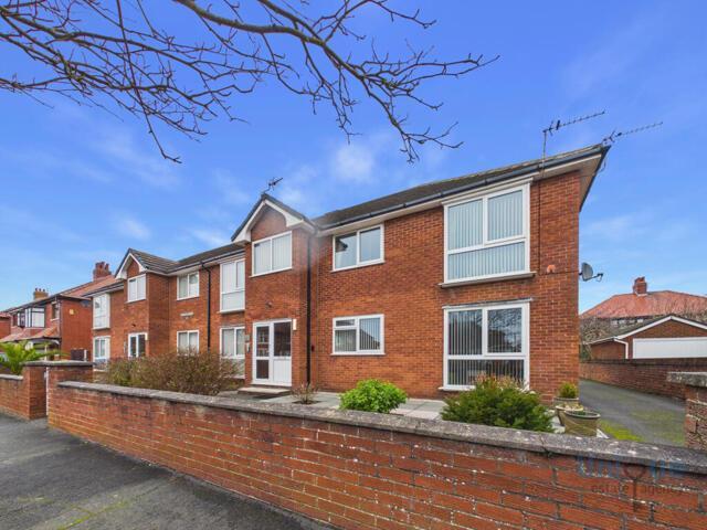 2 Bedroom Apartment Lancs Lancashire LS100578794