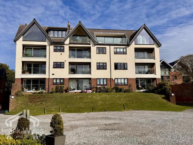 2 Bedroom Apartment Lancs Lancashire LS101379135