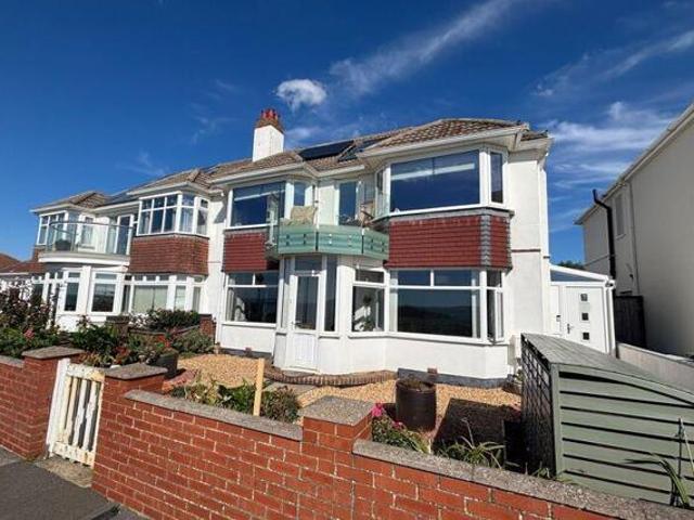 2 Bedroom Apartment Lee On Solent Hampshire 100881752