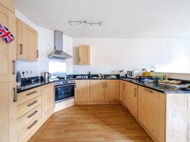 2 Bedroom Apartment Leicester Leicester 98648765