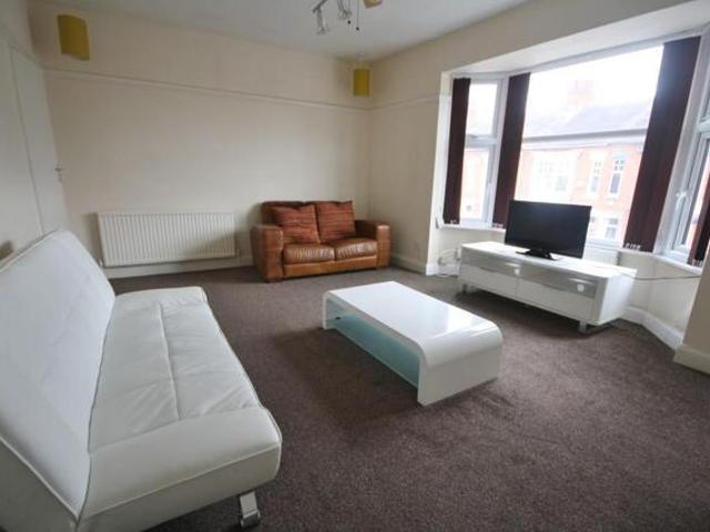 2 Bedroom Apartment Leicester Leicestershire LS90378302