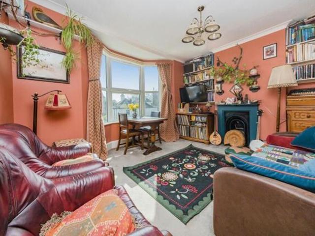 2 Bedroom Apartment Lewes East Sussex LS99290306