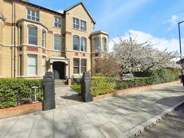 2 Bedroom Apartment Liverpool Liverpool 100685172