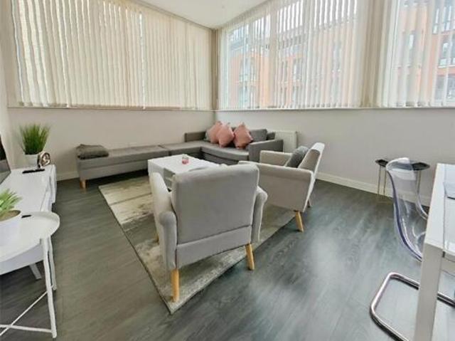 2 Bedroom Apartment Liverpool Liverpool 100987925