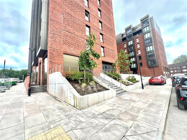 2 Bedroom Apartment Liverpool Liverpool 99840542