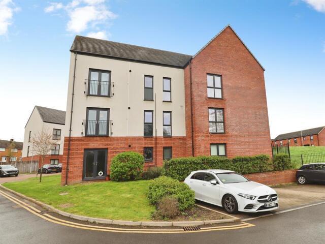 2 Bedroom Apartment Llanrumney Llanrumney LS100854958
