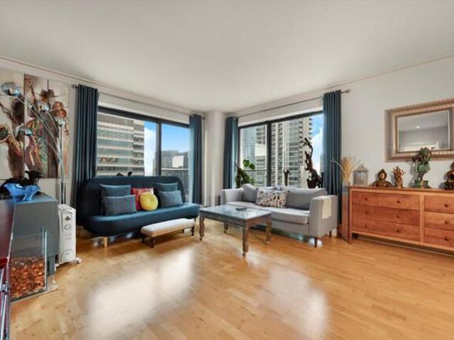 2 Bedroom Apartment London Greater London 99808633