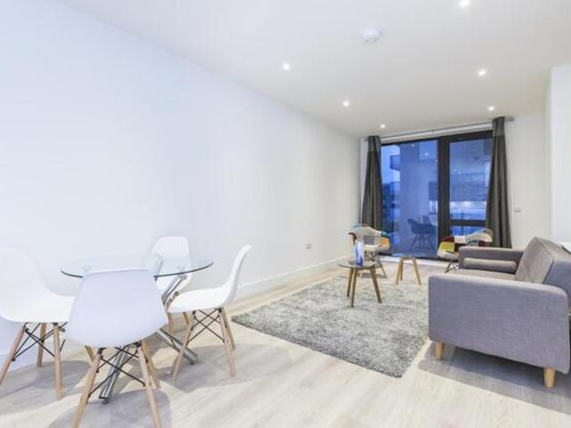 2 Bedroom Apartment London Greater London LS100057722