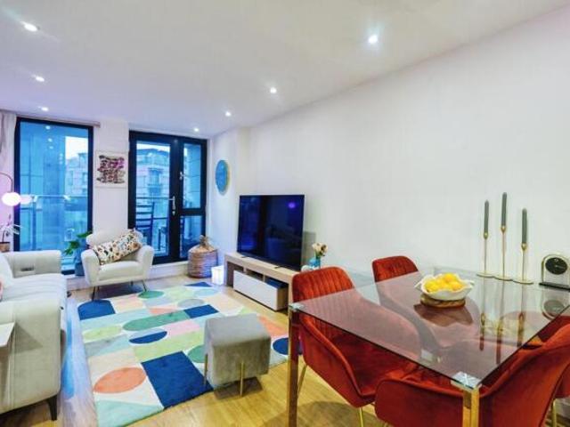 2 Bedroom Apartment London Greater London LS100132280