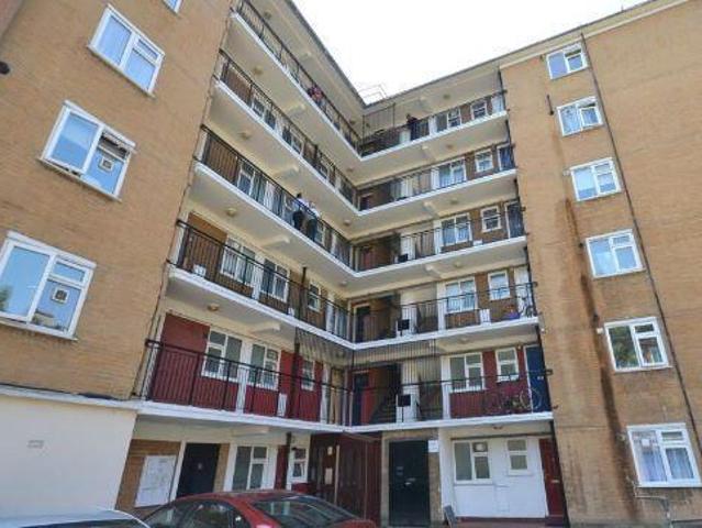 2 Bedroom Apartment London Greater London LS100881376