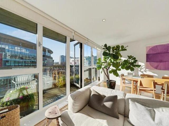 2 Bedroom Apartment London Greater London LS100987773