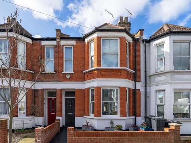 2 Bedroom Apartment London Greater London LS101278324