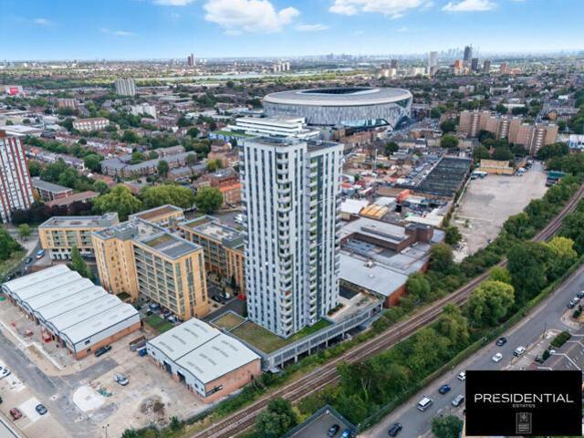 2 Bedroom Apartment London Greater London LS94422636