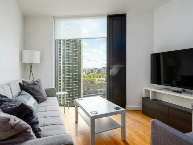 2 Bedroom Apartment London London 104364589
