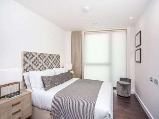2 Bedroom Apartment London London 101845441