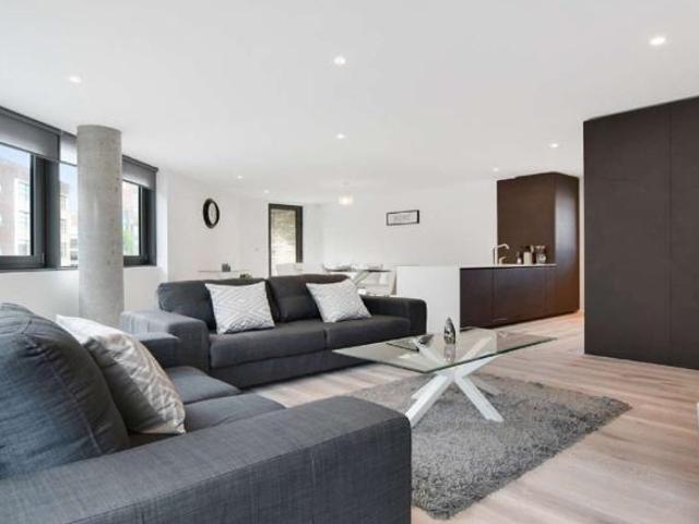 2 Bedroom Apartment London London 101850833