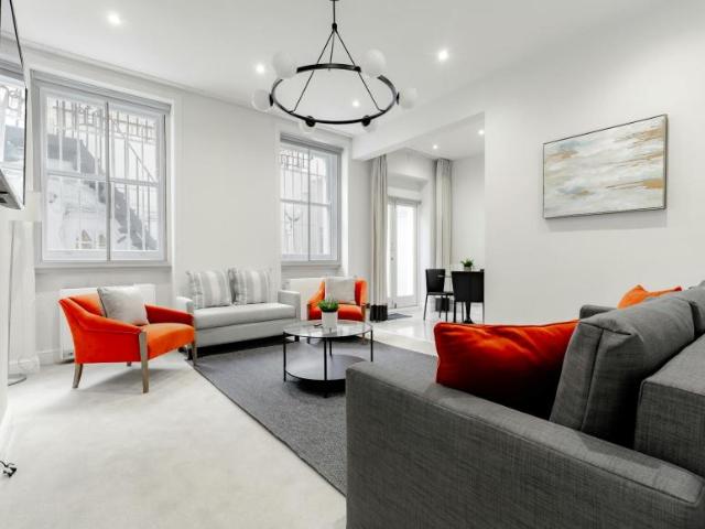 2 Bedroom Apartment London London 103180158
