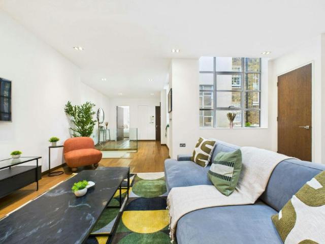 2 Bedroom Apartment London London 90033116