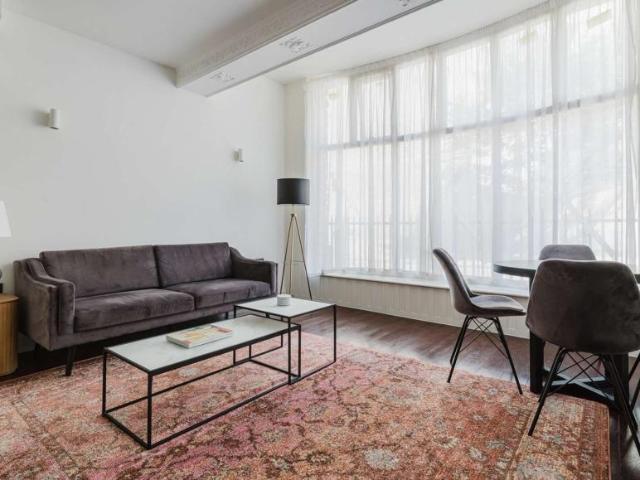 2 Bedroom Apartment London London 95626456