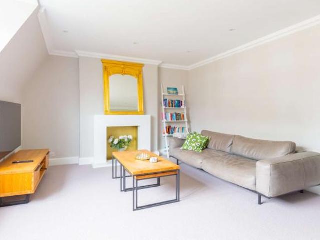 2 Bedroom Apartment London London LS82223678